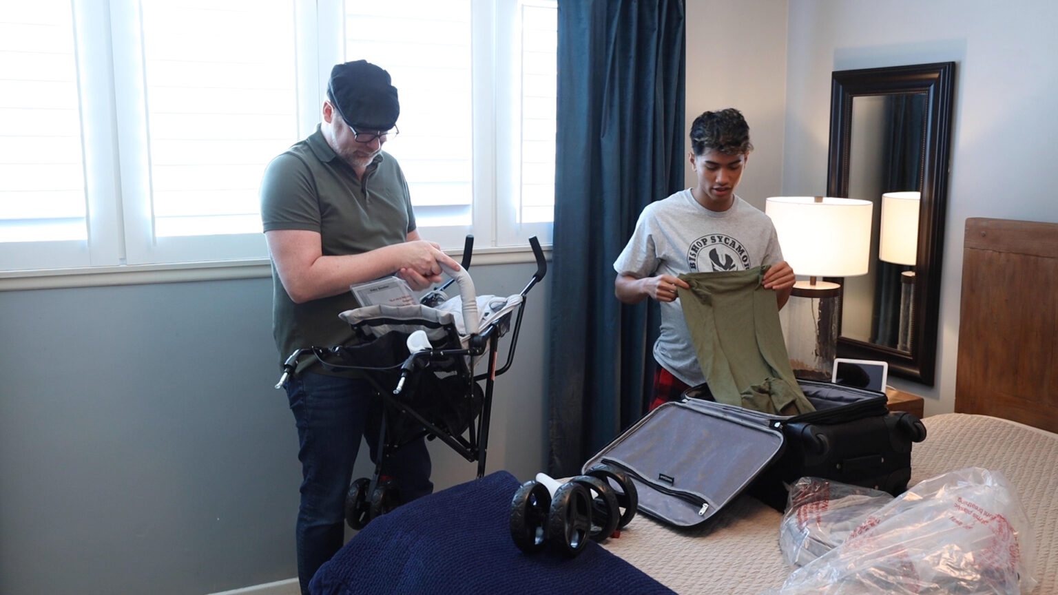 Maverick's teenage pregnancy - Mpreg - Film 911